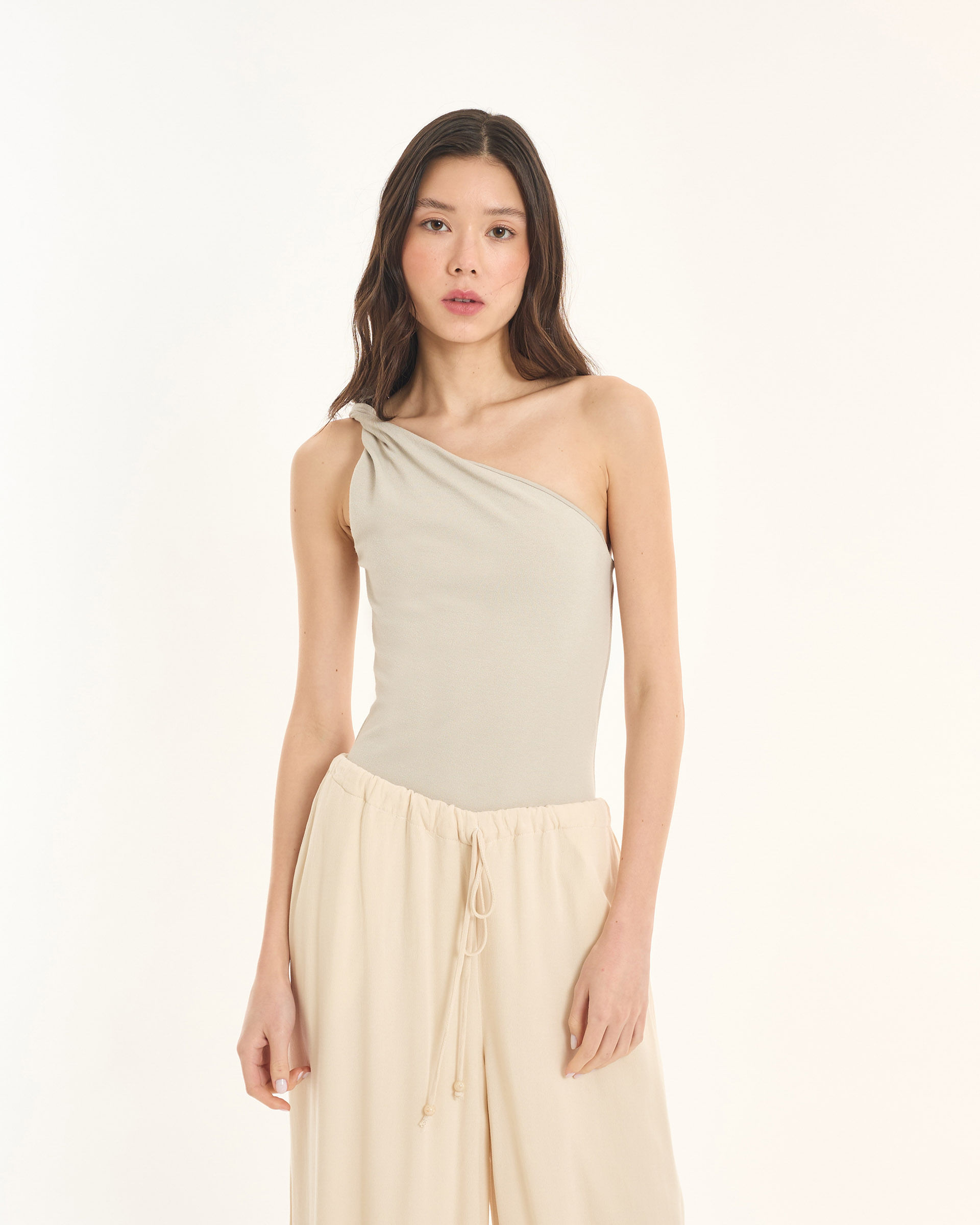 Body ombro ess off-white